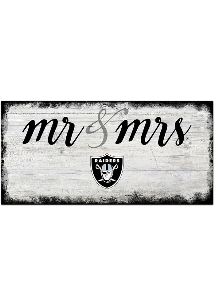 Las Vegas Raiders Script Mr and Mrs Sign BLACK - 326217076