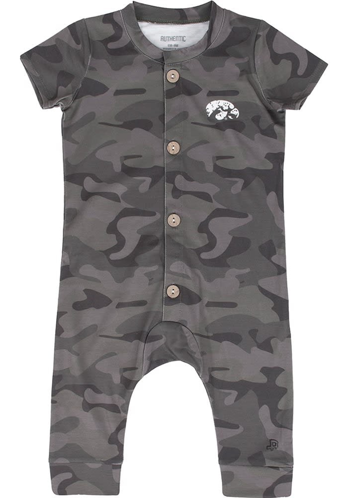 Hawkeyes Iowa Hawkeyes HEATHERGREY Baby Hamp One Piece - 54300381
