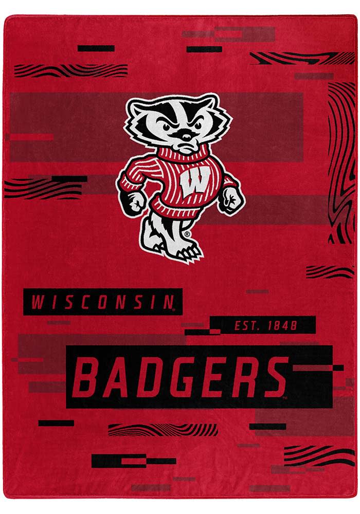 Wisconsin Badgers Red Digitize Raschel Throw Blanket - 5587113