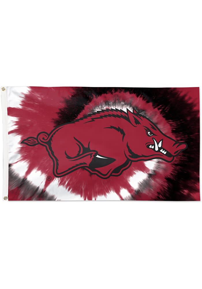 Arkansas Razorbacks 3x5 Tie Dye Red Silk Screen Grommet Flag - 57117426