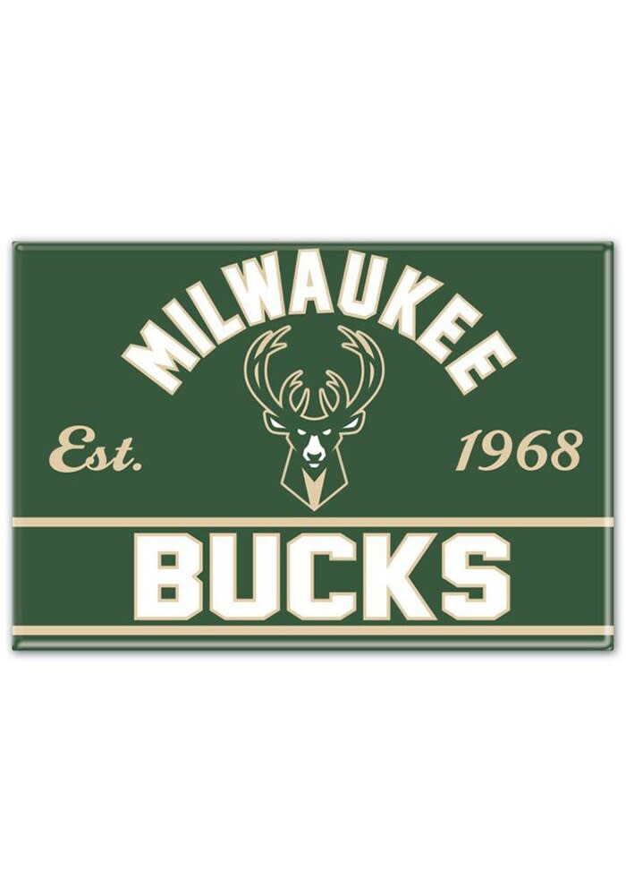 Milwaukee Bucks GREEN 2.5X3.5 Magnet - 57119394