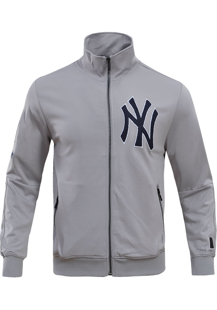 Pro Standard New York Yankees Mens GRAY Classic Track Jacket - 64922229