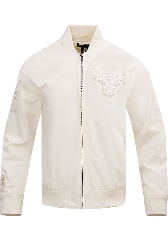 Pro Standard Chicago Bulls Mens Neutral Heavyweight Jacket - Eggshell
