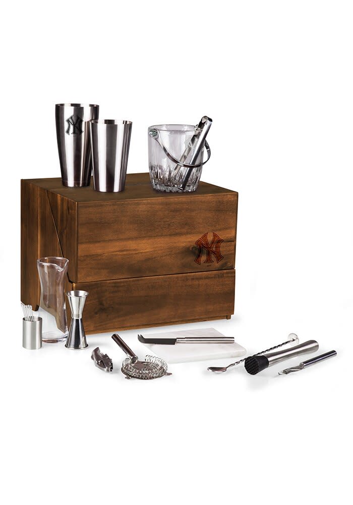New York Yankees Madison Bar 19 Piece Drink Set - BROWN