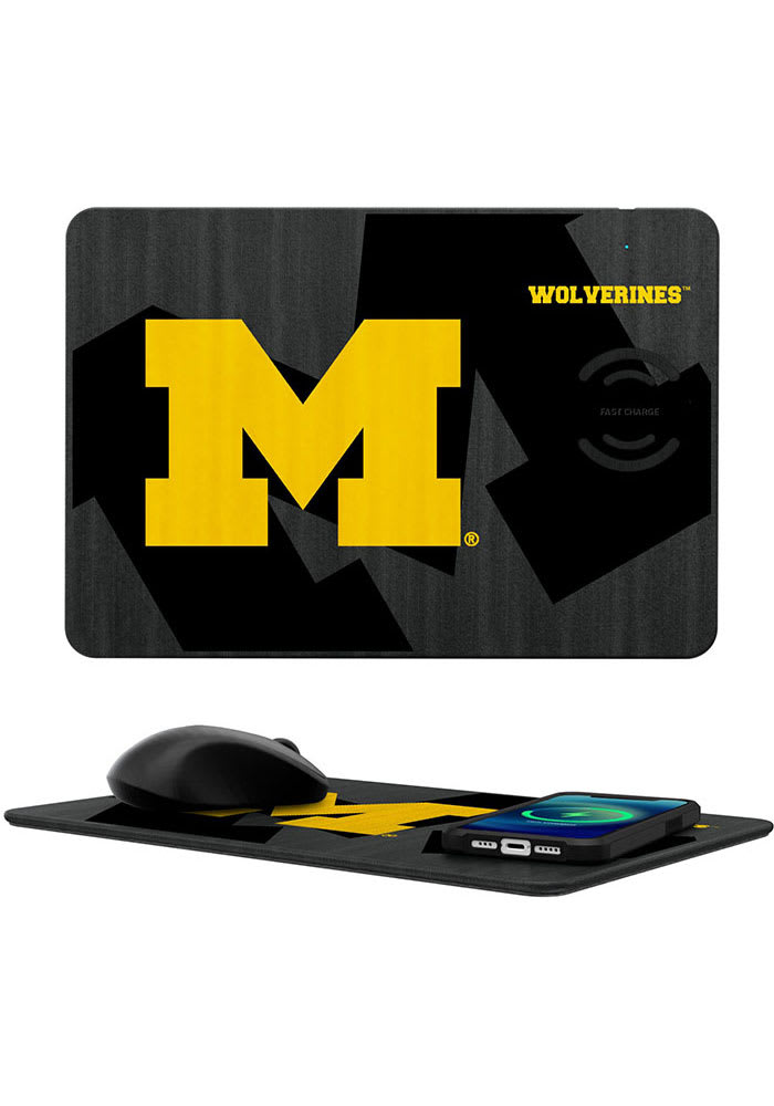 Michigan Wolverines BLACK 15-Watt Mouse Pad Phone Charger - 9340172